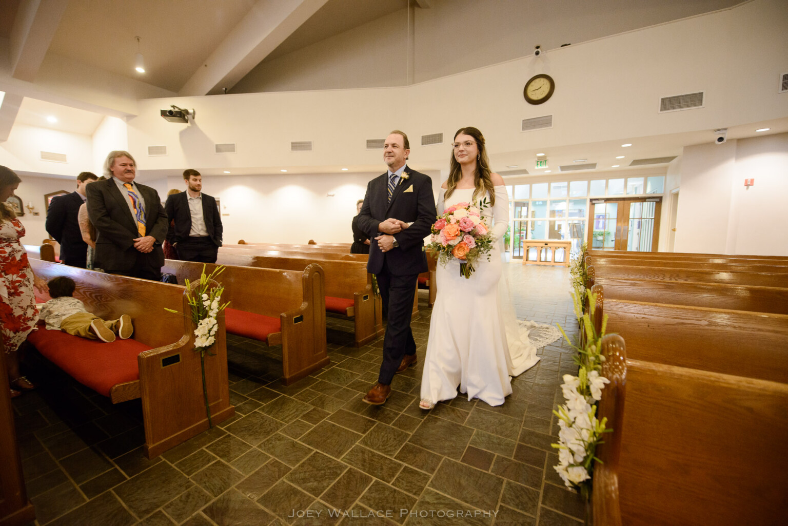 A heavenly catholic wedding ceremony at the Holy Trinity Catholic ...