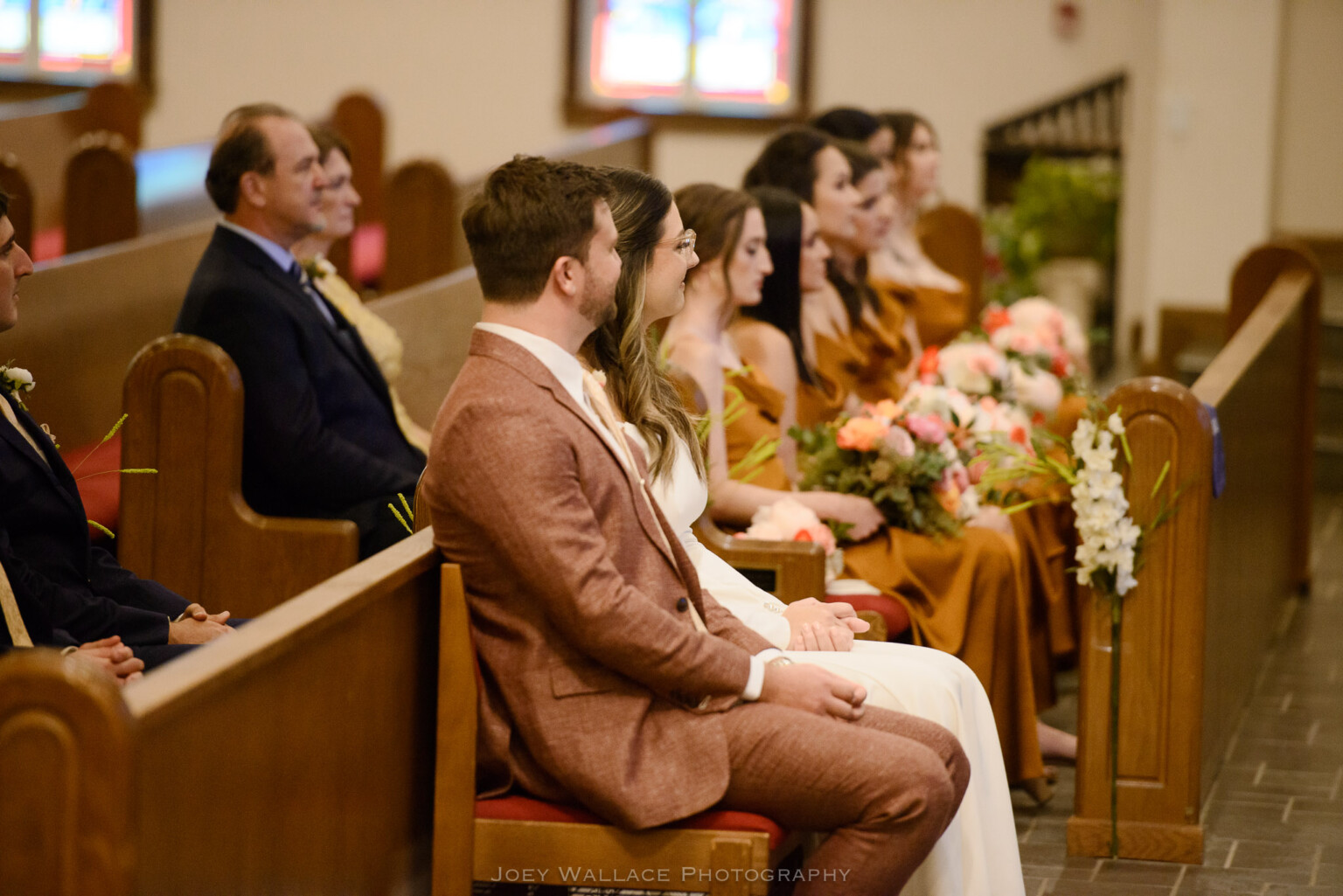 A heavenly catholic wedding ceremony at the Holy Trinity Catholic ...